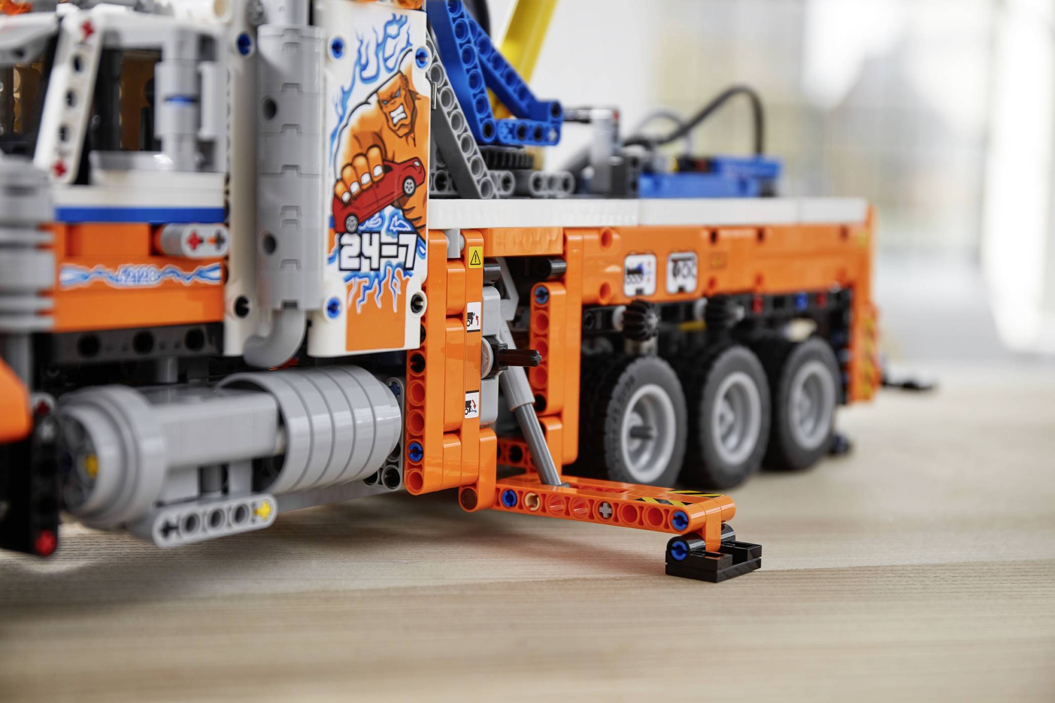 42128 LEGO® TECHNIC Schwerlast-Abschleppwagen, LEGO TECHNIC | digitalo