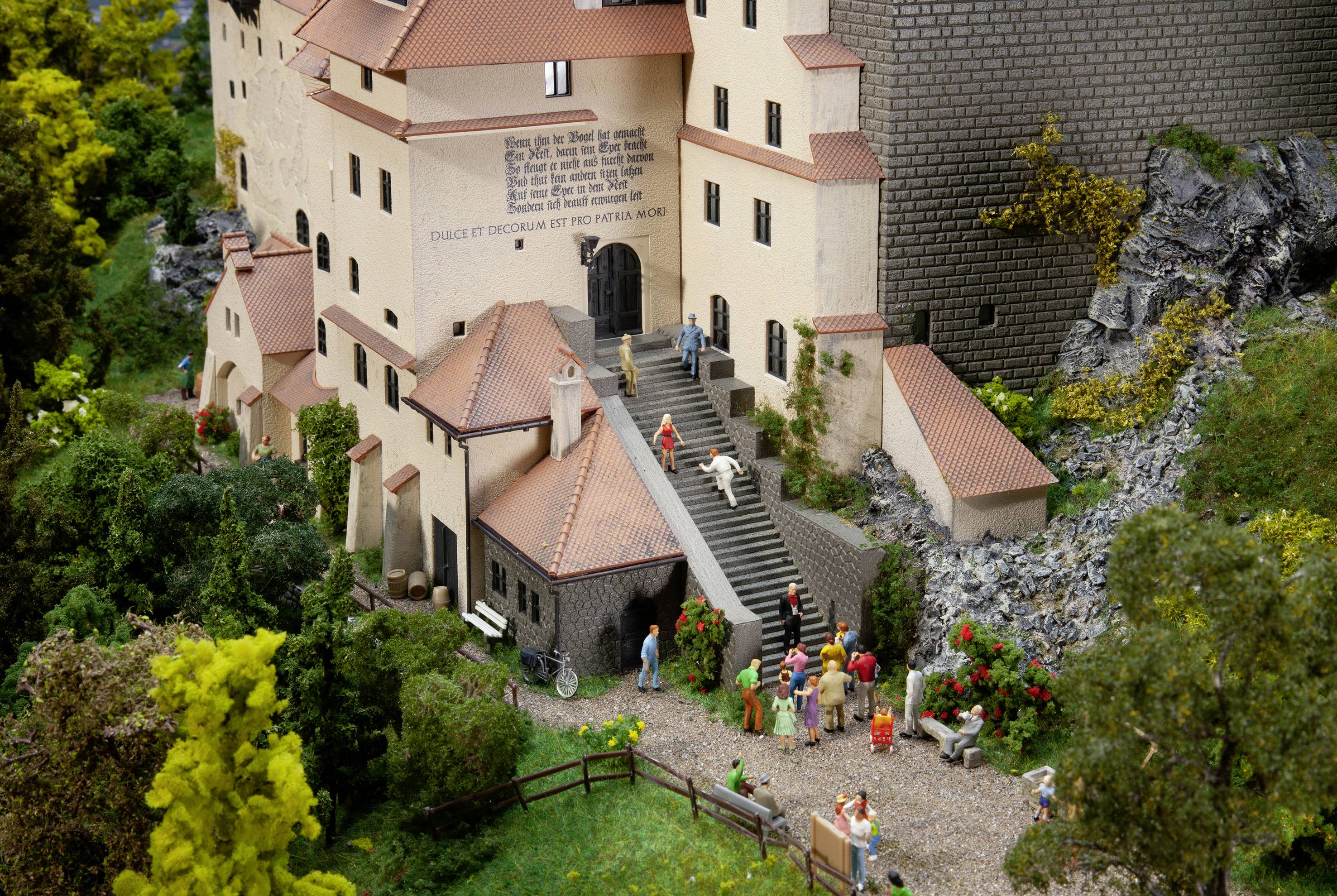 Faller 130820 H0 Schloss Bran versandkostenfrei | voelkner