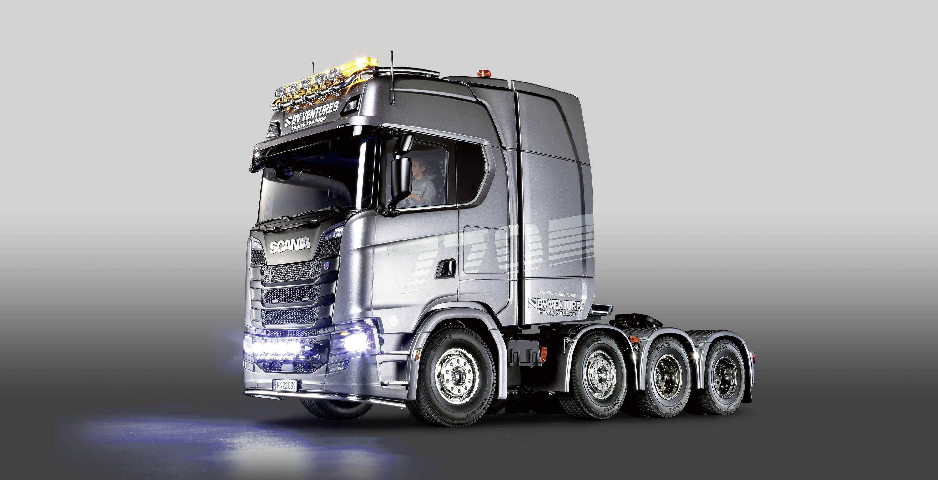 Tamiya 56371-600 1:14 RC Scania 770 S 8x4/4 1:14 Elektro RC Modell-LKW ...