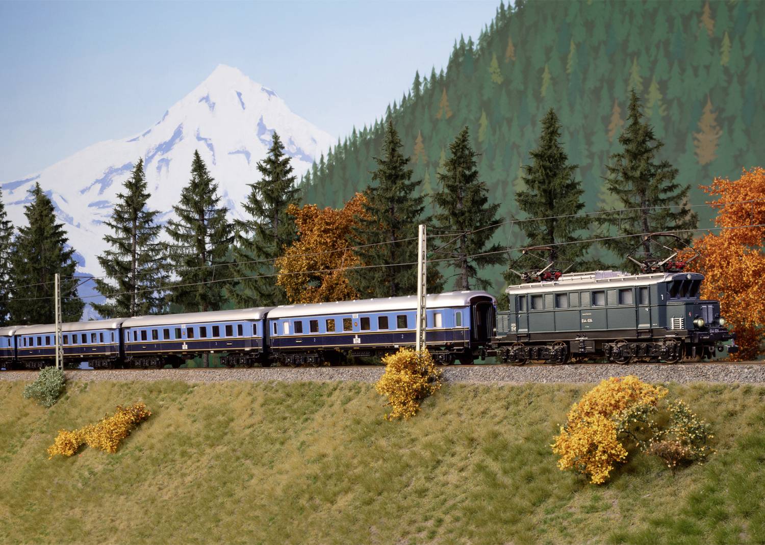 Märklin 30111 H0 E-Lok E44 DRG II Retro der DRG, MHI | » Freue dich auf ...
