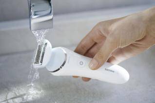 Philips BRL130/00 SatinShave Advanced Damenrasierer Weiß, Hellblau ...