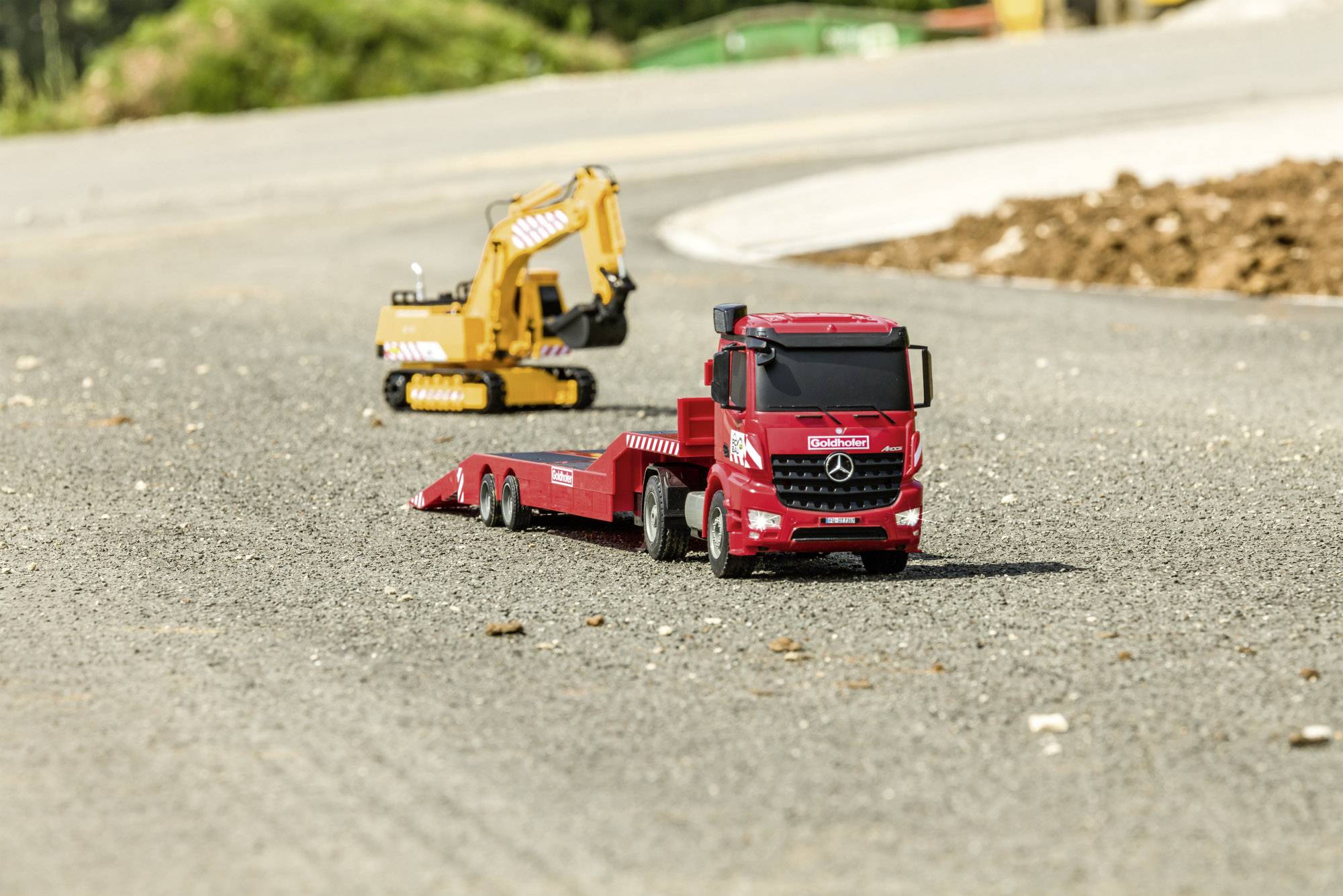 Carson RC Sport Arocs mit Goldhofer Tieflader 1:20 RC Einsteiger ...